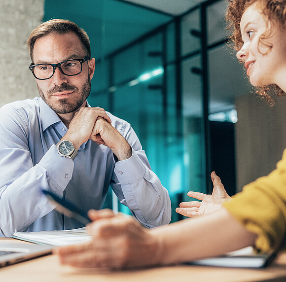 Mitarbeitergespräch - richtig vorbereiten & führen | weka.ch