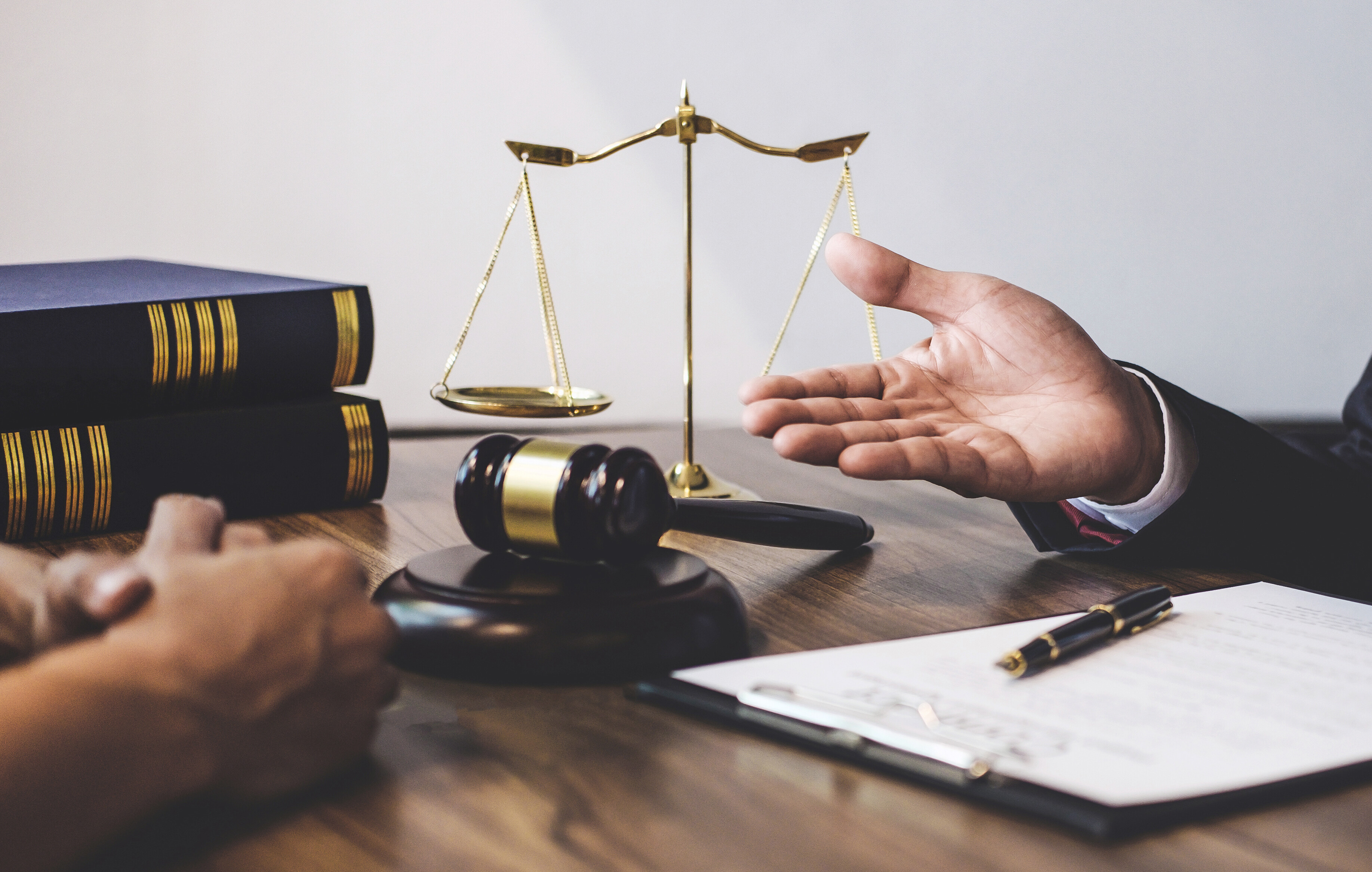 Das Eherecht und das Erbrecht von Fall zu Fall richtig beurteilt