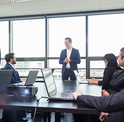 Besprechung: So gestalten Sie lebhafte Meetings